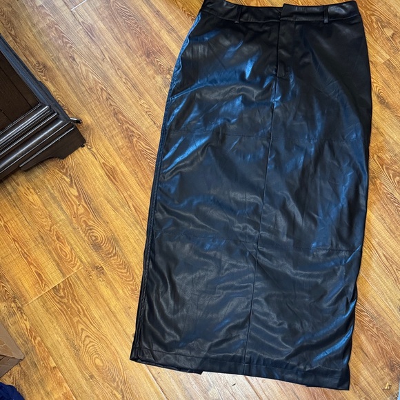 Smoke & Mirrors | Skirts | Elegant Black Faux Leather Skirt | Poshmark